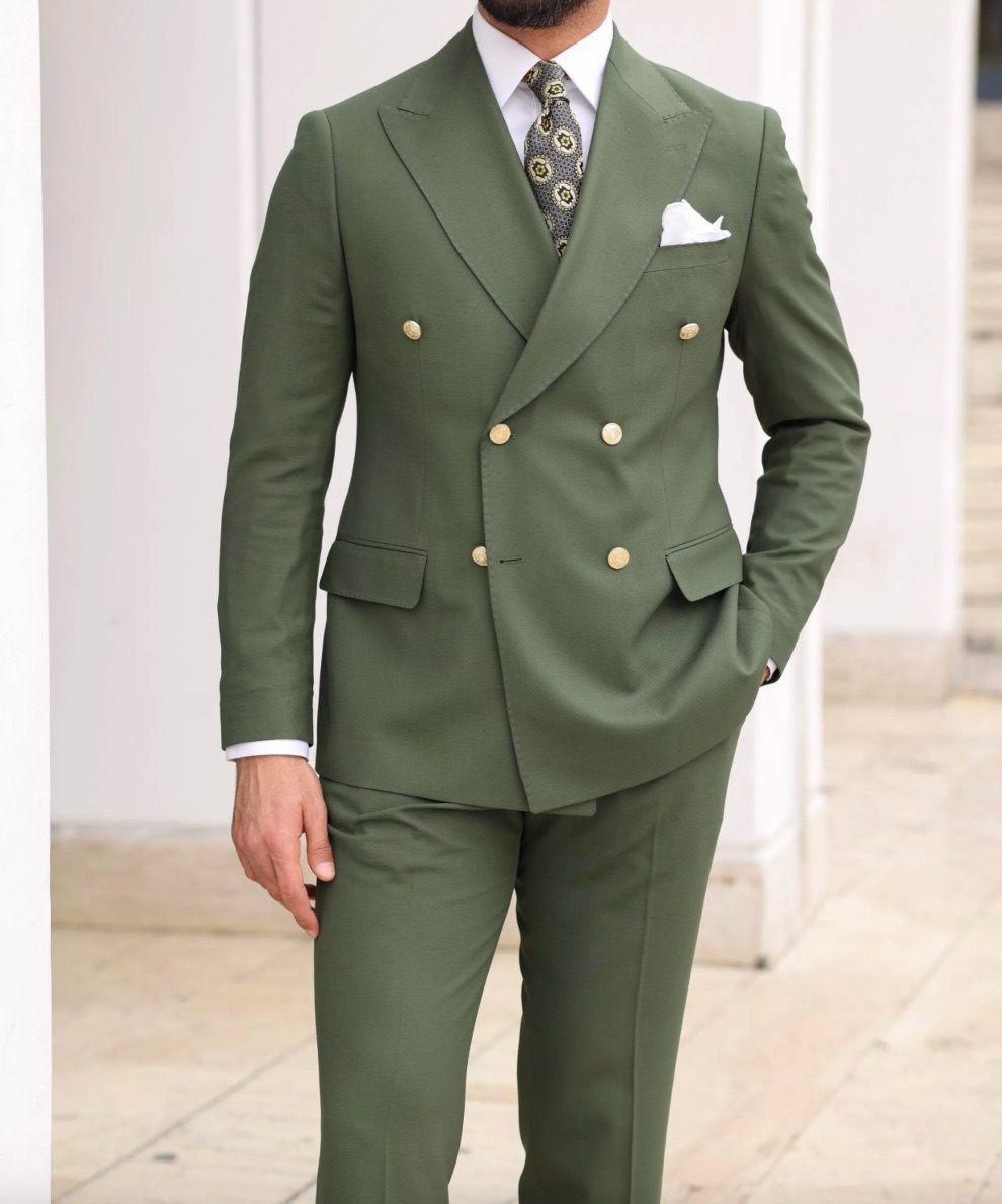 MrGuild Suits You: From Classic to Contemporary, the Double-Breasted ...