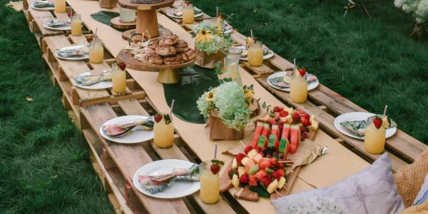 How To Create A Royal Picnic This Summer! | The Lifestyle Daily